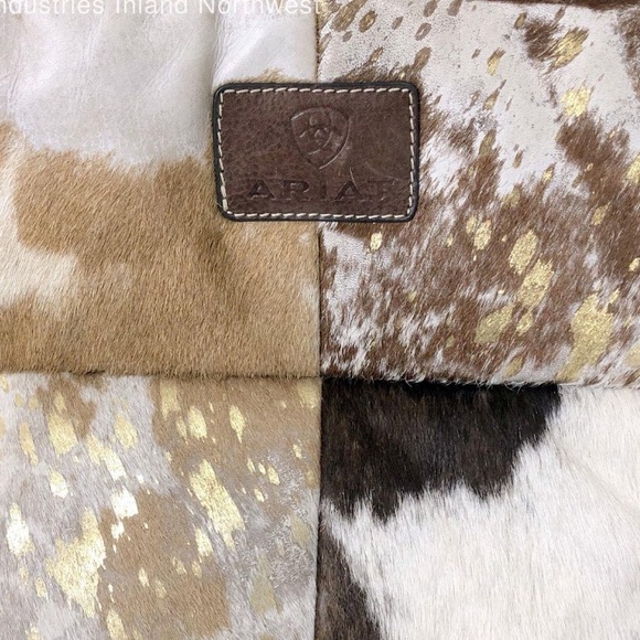 Ariat | Bags | Ariat Savannah Brown And Cream Crossbody Patterned ...
